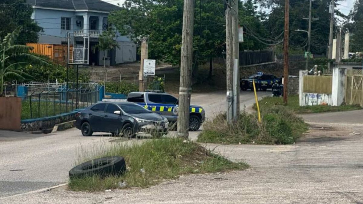 Man fatally shot after car crash in Mandeville | Carib Loop
